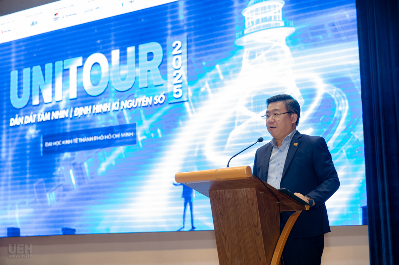 Chương trình Unitour 2025 tại UEH: “Dẫn dắt tầm nhìn - Định hình kỷ nguyên”
