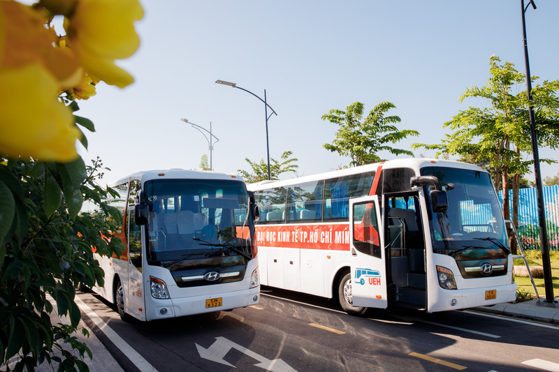 Sẵn sàng đón năm học mới cùng Dịch vụ UEH Shuttle bus