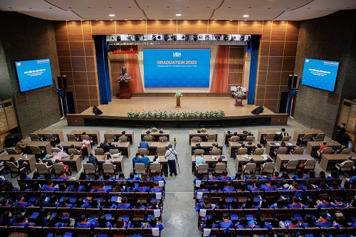 Graduation Ceremony 2023: More than 4,300 new UEH graduates officially ...