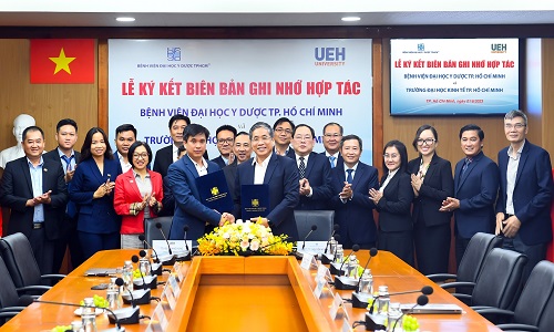 Cooperation signing ceremony between UEH and University Hospital of ...